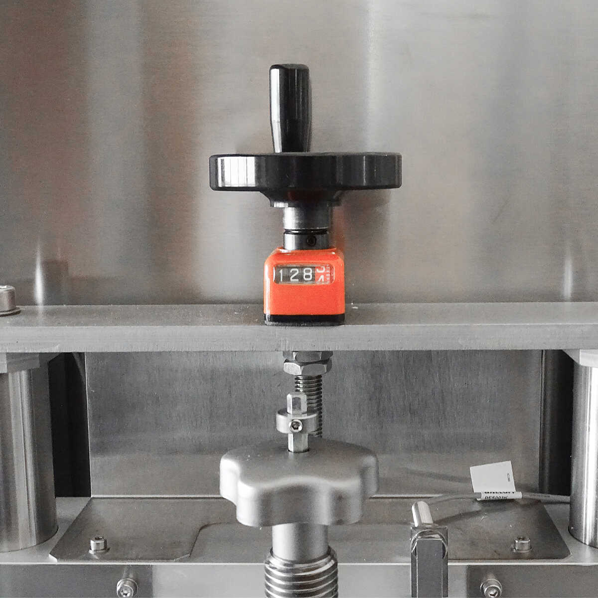 Semi-automatic Capping Machine Capsy Stelvin 30x60 Wine | Polsinelli ...